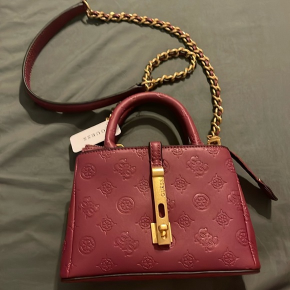 Guess | Bags | Nwt Guess James Logo Mini | Poshmark